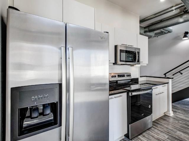 The Lofts at Atlantic Station 1 Bedroom Apartment for Rent at 232 19th St Nw, Atlanta, GA 30363 Atlantic Station