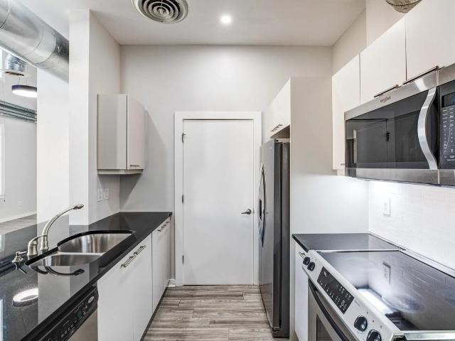 The Lofts at Atlantic Station 2 Bedroom Apartment for Rent at 232 19th St Nw, Atlanta, GA 30363 Atlantic Station