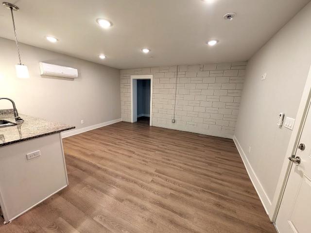 The Lofts on 3rd 1 Bedroom Apartment for Rent at 309 E Spring St, New Albany, IN 47150 Downtown New Albany