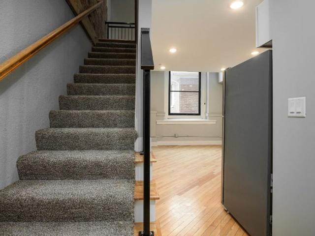 The Lofts on 3rd 2 Bedroom Apartment for Rent at 309 E Spring St, New Albany, IN 47150 Downtown New Albany