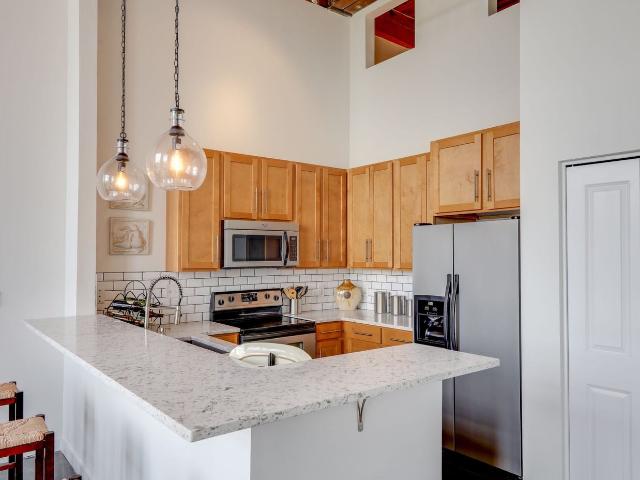 The Lofts of Greenville 2 Bedroom Apartment for Rent at 201 Smythe St, Greenville, SC 29611