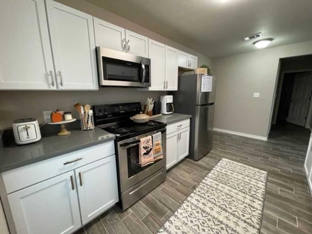 The Logan 3 Bedroom Apartment for Rent at 3514 Highway 69 N, Nederland, TX 77627