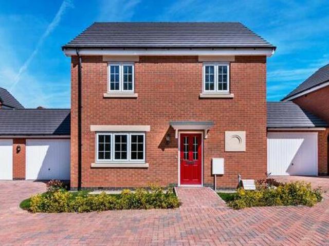 The Long Shoot, Nuneaton, 3 Bedroom Detached