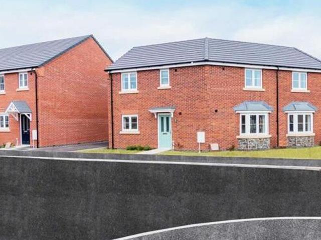 The Long Shoot, Nuneaton, 3 Bedroom Semi detached