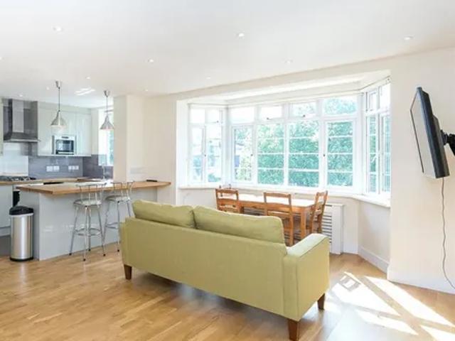 The London Carlton Hotel, 120 Maida Vale, London, W9 1QA, United Kingdom | 2 bed apartment for rent #136748751 | Rentberry