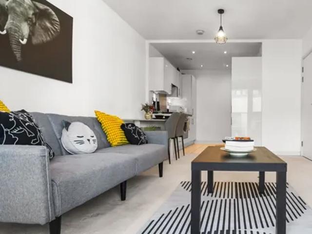 The London Fit Club, Yeoman Street, London, SE8 5ET, United Kingdom | 1 bed apartment for rent #166818346 | Rentberry