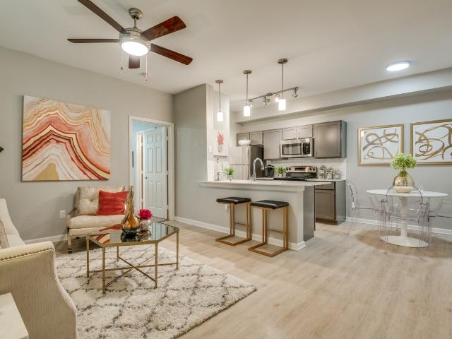 The Loren Apartments 2 Bedroom Apartment for Rent at 5414 Cedar Springs Rd, Dallas, TX 75235