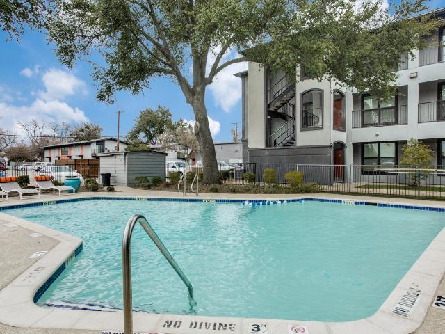 The Loren Apartments 2 Bedroom Apartment for Rent at 5414 Cedar Springs Rd, Dallas, TX 75235