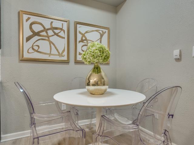 The Loren Apartments 2 Bedroom Apartment for Rent at 5414 Cedar Springs Rd, Dallas, TX 75235