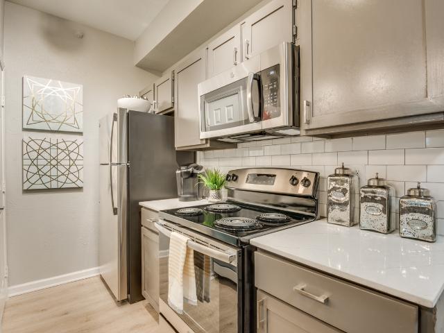 The Loren Apartments Studio Apartment for Rent at 5414 Cedar Springs Rd, Dallas, TX 75235
