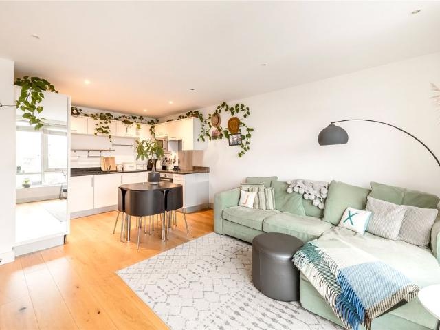 The Latitude, Balham, SW4, London