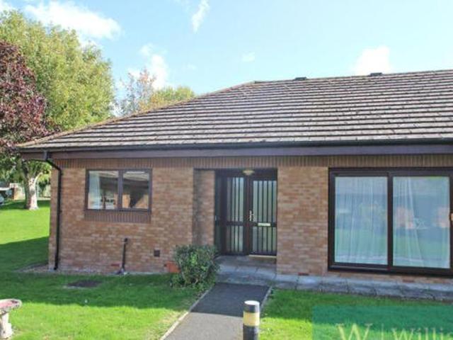 The Lawns, Fairlee Road, 2 Bedroom Bungalow