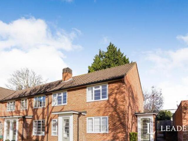 The Lawns, Mount Pleasant, 2 Bedroom Flat