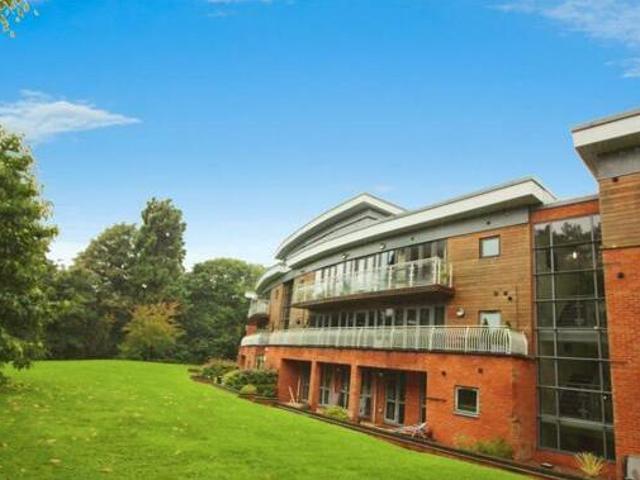 The Lawns, Moss Drive, 2 Bedroom Apartment
