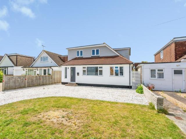 The Layne, BOGNOR REGIS 5 bed house to rent £3,000 pcm £692 pw