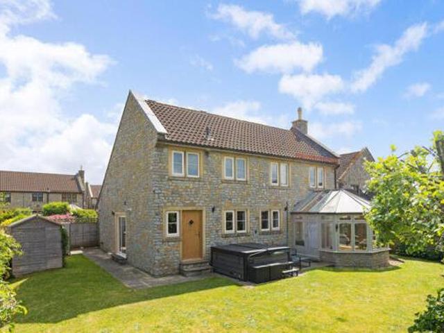 The Lays, Goose Street, 4 Bedroom Detached