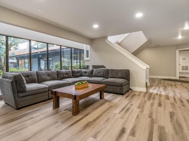 The Lakes 1 Bedroom Apartment for Rent at 18200 Nw Cornell Rd, hillsboro, OR 97006 Triple Creek