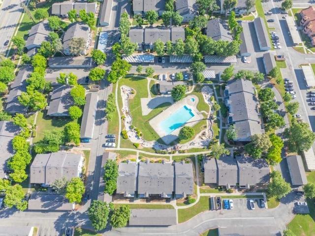 The Lakes 2 Bedroom Apartment for Rent at 4444 W Palo Alto Ave, Fresno, CA 93722 Fig Garden Loop