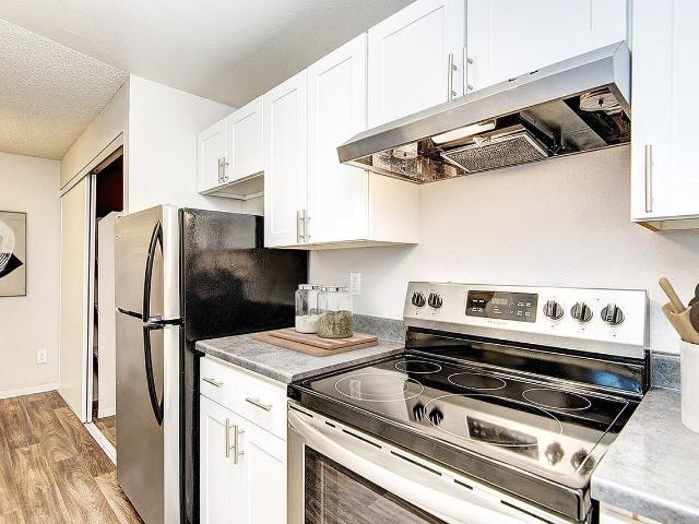 The Lakes 2 Bedroom Apartment for Rent at 2301 58th Ave E, Fife, WA 98424 Fife