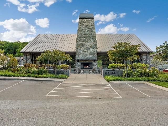 The Lakes Bellevue 3 Bedroom Apartment for Rent at 200 Erin Ln, Nashville, TN 37221