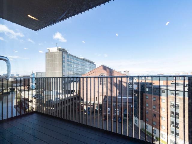 The Lancaster, Snow Hill Wharf, Shadwell Street, Birmingham B4, 2 bed flat to rent, £1,600 pcm | PrimeLocation