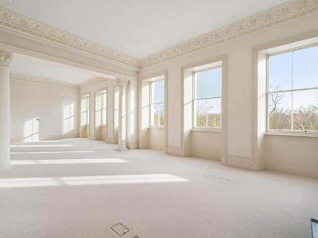 The Lancasters, Lancaster Gate. 4 bed flat to rent £29,250 pcm £6,750 pw