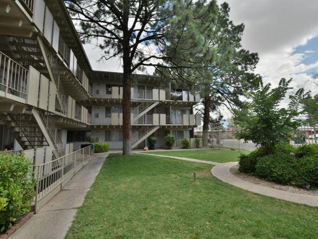 The Lanai Apartments 2 Bedroom Apartment for Rent at 1033 Madeira Dr Se, Albuquerque, NM 87108 South San Pedro