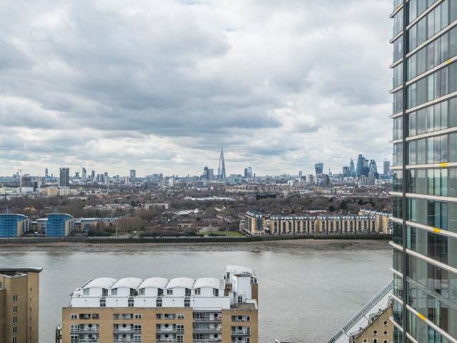 The Landmark, Canary Wharf E14, 1 bed flat to rent, £2,300 pcm | PrimeLocation