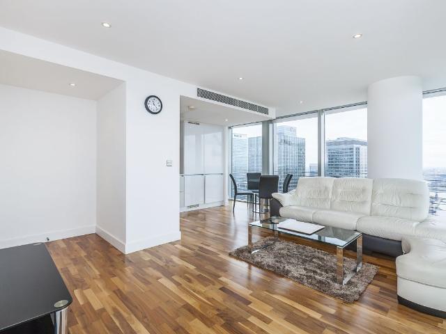 The Landmark E14, 2 bed flat to rent, £3,250 pcm | PrimeLocation