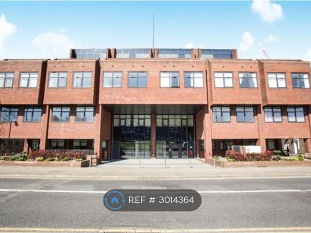 The Landmark, Luton LU1, 1 bed flat to rent, £1,000 pcm | PrimeLocation