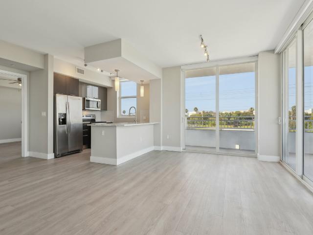 The Landmark South 1 Bedroom Apartment for Rent at 6055 Nw 105th Ct, Doral, FL 33178