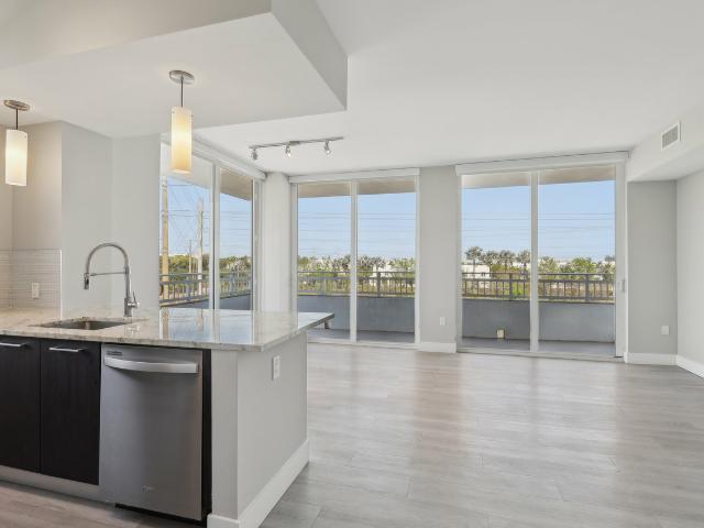 The Landmark South 2 Bedroom Apartment for Rent at 6055 Nw 105th Ct, Doral, FL 33178