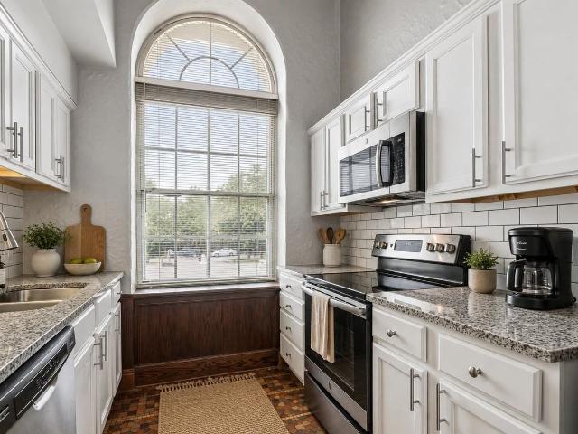 The Landing 1 Bedroom Apartment for Rent at 115 W Monument Ave, Dayton, OH 45402 Downtown Dayton