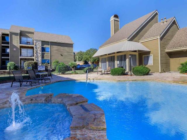 The Landing Apartments 2 Bedroom Apartment for Rent at 3400 Northeast Pkwy, San Antonio, TX 78218 Wilshire