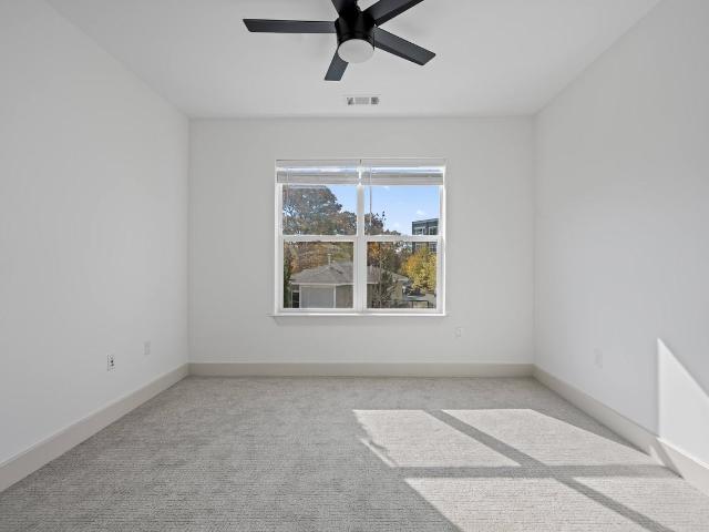 The Landing at Vinnin Square 1 Bedroom Apartment for Rent at 330 Paradise Rd, Swampscott, MA 01907