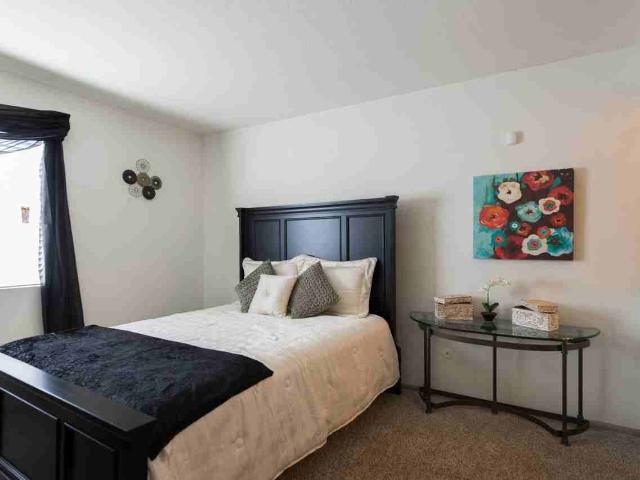 The Landing at Westchase 2 Bedroom Apartment for Rent at 9797 Meadowglen Ln, Houston, TX 77042 Westchase