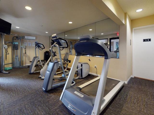 The Landing at Clear Lake 2 Bedroom Apartment for Rent at 240 El Dorado Blvd, Houston, TX 77598 Clear Lake