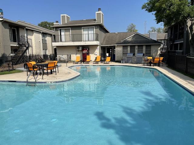 The Landing at Clear Lake 2 Bedroom Apartment for Rent at 240 El Dorado Blvd, Houston, TX 77598 Clear Lake