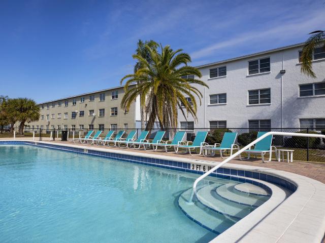 The Landings at Crystal Cove 2 Bedroom Apartment for Rent at 4300 18th St W, South Bradenton, FL 34205 South Bradenton
