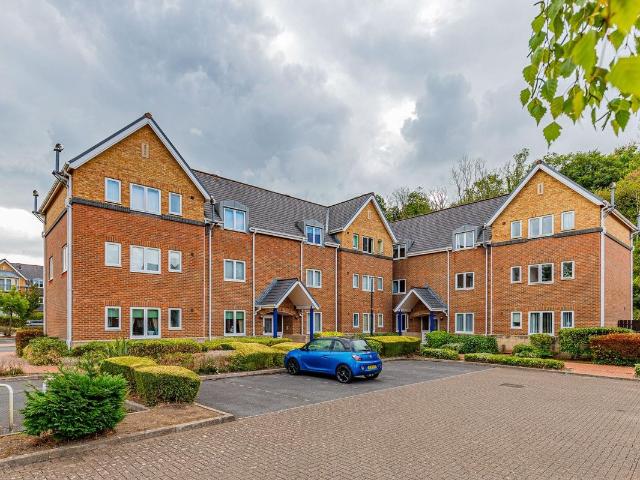 The Landings, Penarth CF64, 2 bed flat to rent, £1,250 pcm | PrimeLocation