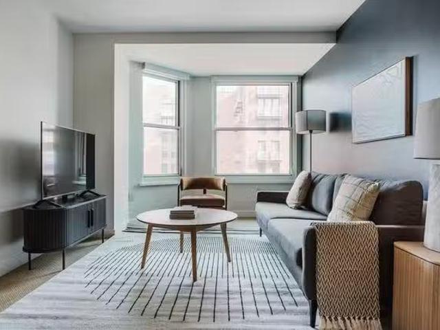 The Lansburgh, 425 8th St Northwest, Penn Quarter 1 Bedroom.