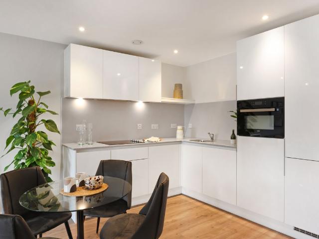 The Lansdowne, 25 Hagley Road, Birmingham B16, 1 bed flat to rent, £1,275 pcm | PrimeLocation