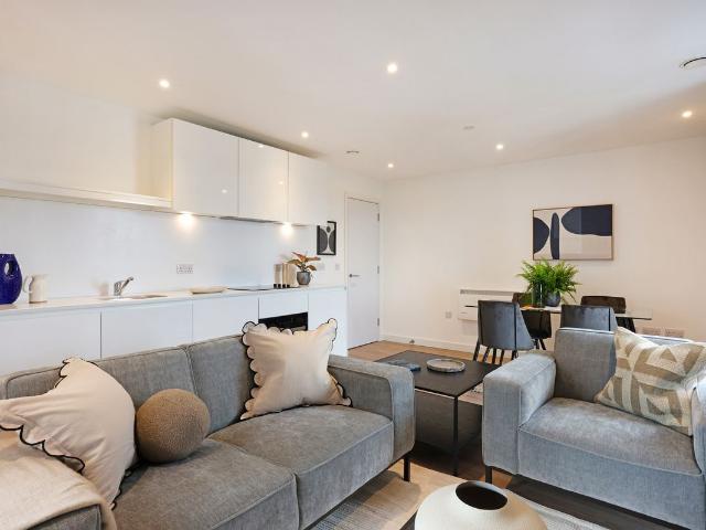 The Lansdowne, 25 Hagley Road, Birmingham B16, 2 bed flat to rent, £1,485 pcm | PrimeLocation