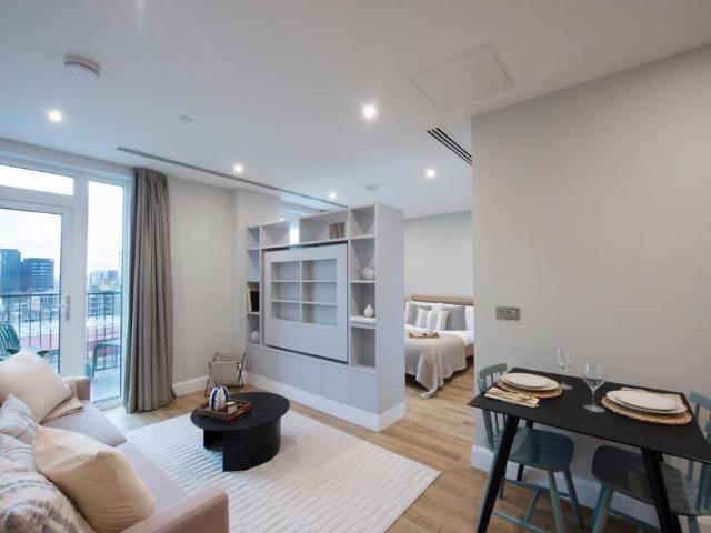 The Lark, London SW11 Flat to rent £2,925 pcm £675 pw