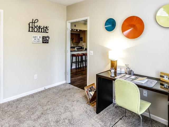 The Larimore 2 Bedroom Apartment for Rent at 13302 Larimore Ave, Omaha, NE 68164 Hillsborough