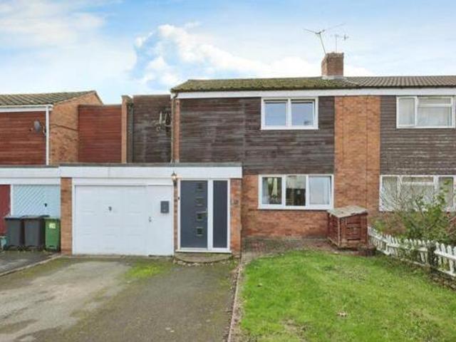 The Leys, Bidford on avon, 3 Bedroom Semi detached