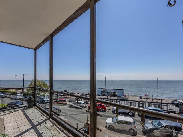 The Leas, Westcliff On Sea SS0, 2 bed flat to rent, £1,450 pcm | PrimeLocation