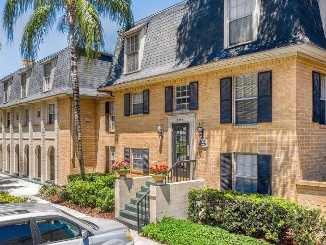 The Legacy Apartments 2 Bedroom Apartment for Rent at 5205 N Boulevard, Tampa, FL 33603 Wellswood