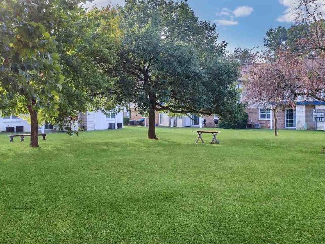 The Legend at Speedway 1 Bedroom Apartment for Rent at 2202 Fair Oaks Dr, Speedway, IN 46224 Speedway