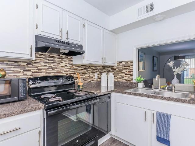 The Legend at Speedway 1 Bedroom Apartment for Rent at 2202 Fair Oaks Dr, Speedway, IN 46224 Speedway